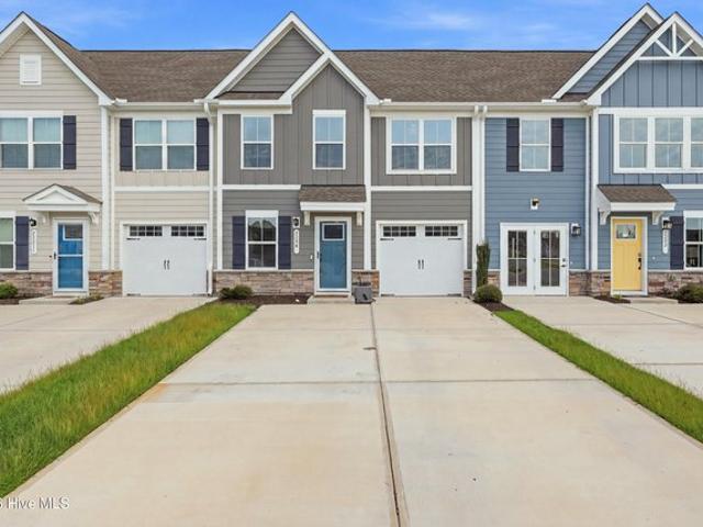 3306 Primrose Dr, Leland, NC 28451