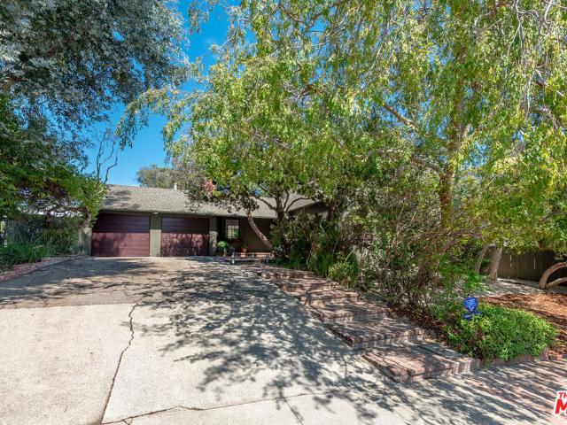 3306 Veteran Avenue