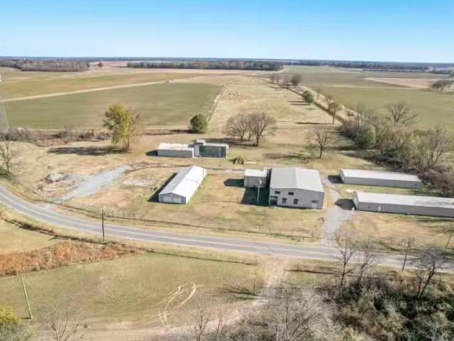 3306 WALKERS CORNER RD, SCOTT, AR 72142