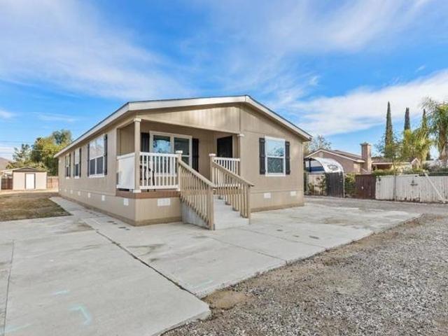 33076 Taylor St, Winchester, CA 92596