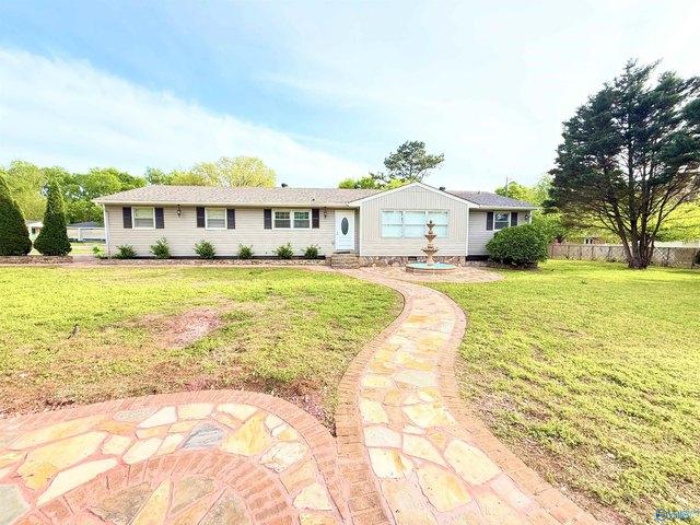 3307 Archer Dr SW, Huntsville, AL 35805