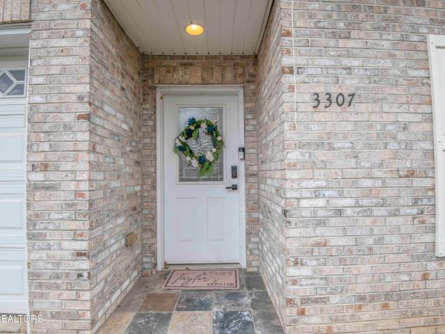3307 Cummins Lane