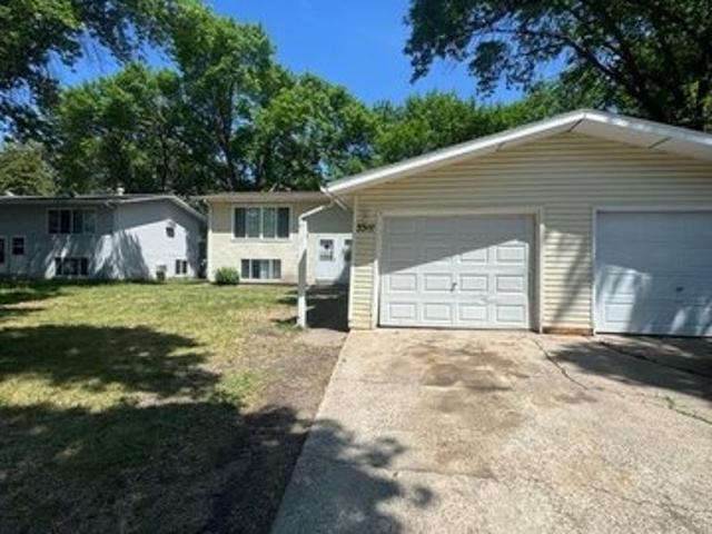 3307 2nd St N, Fargo, ND 58102
