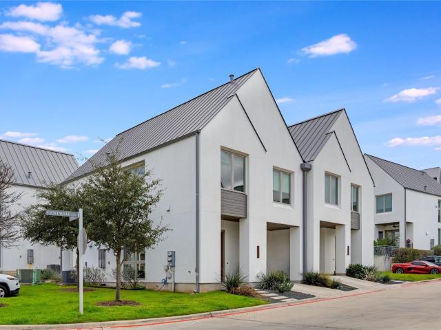 3308 Cantwell Ln