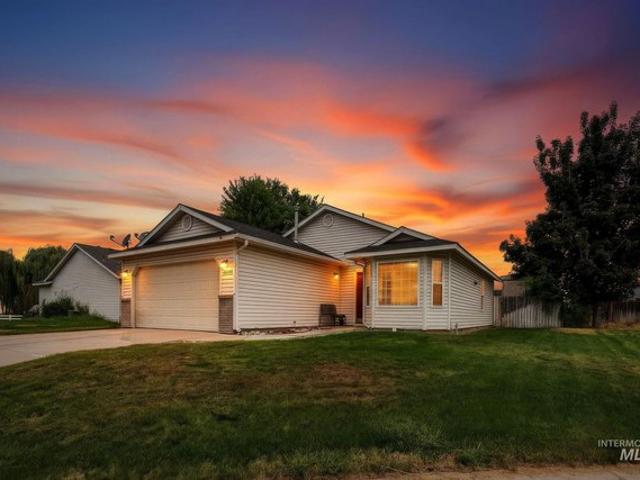 3308 Coachman Ct, Nampa, ID 83687