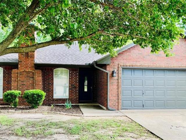 3308 Remington Ct, Norman, OK 73072