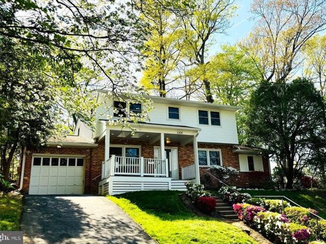 3308 Rocky Mount Rd, Fairfax, VA 22031