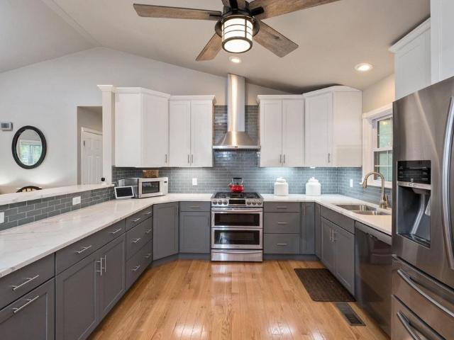 3309 Martin Kings Rd
