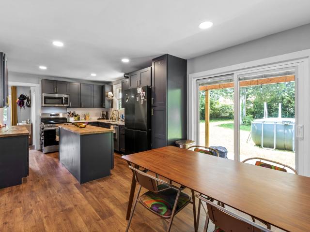 3309 Moorewood Dr