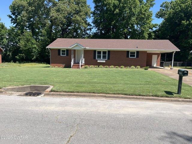 3309 Eastview Dr, Humboldt, TN 38343