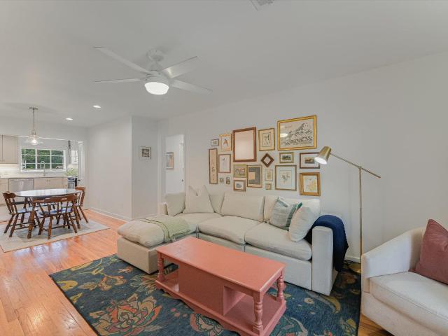 3309 Grooms St # 208 2