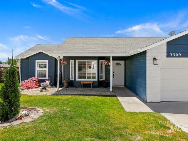 3309 Robinhood Loop