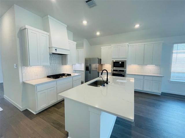 3309 Woodrose Orchard