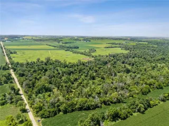 3309 340TH ST, BELLE PLAINE, IA 52208 Farm For Sale MLS# 2405.