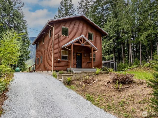 33006 Deer Park Lane