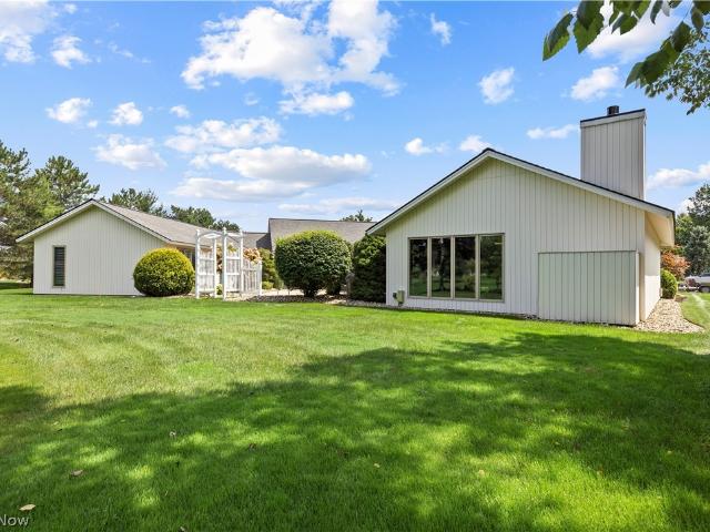 33008 Woodhaven Circle