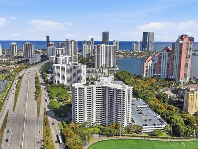 3300 NE 191st St Apt 714, Aventura, FL 33180