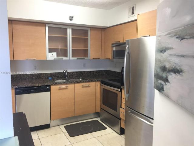 3300 NE 191st St, Unit LP10, Aventura, FL 33180 | MLS #A11879