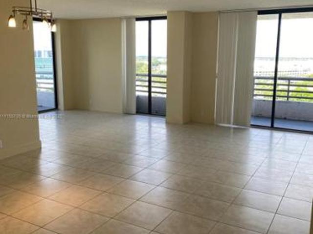 3300 NE 191st St #1201 Aventura, FL 33180