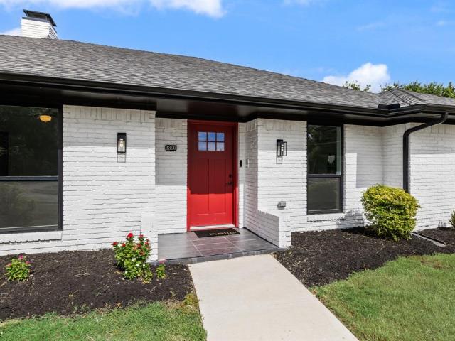 3300 Bandolino Lane