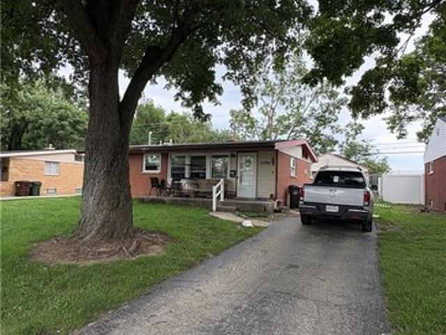 3300 Braddock St, Kettering, OH 45420
