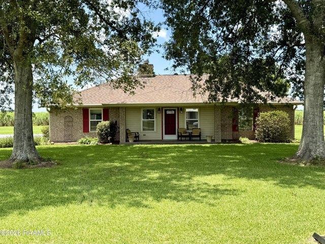 3300 Cedarwood Dr, New Iberia, LA 70560