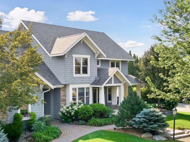 3300 Crestmoor Bay