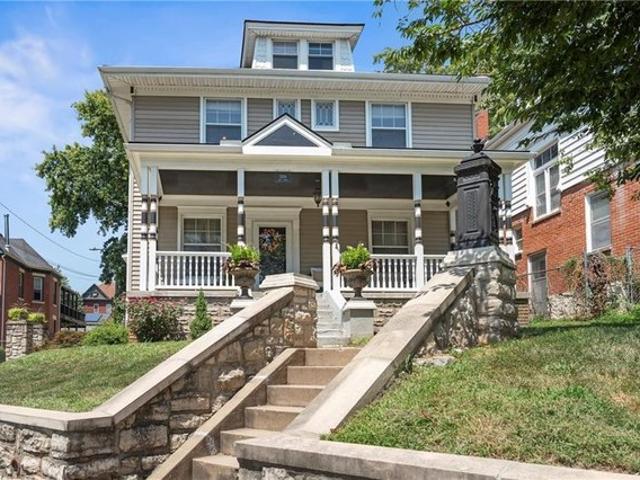 3300 E 10th St, Kansas City, MO 64127