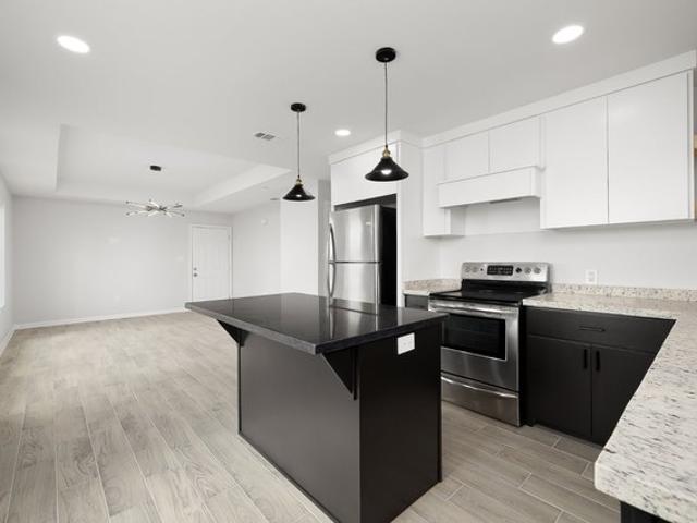 3300 Fuerte Ave, McAllen, TX 78504