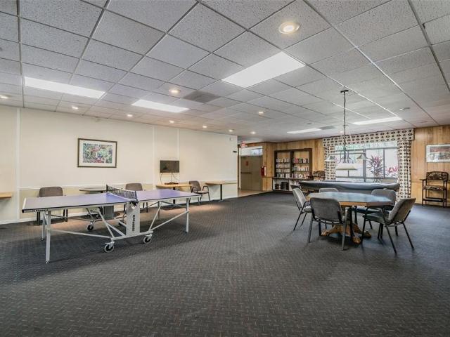 3300 Fox Chase Cir, Unit 231, Palm Harbor, FL 34683 | MLS #TB8460