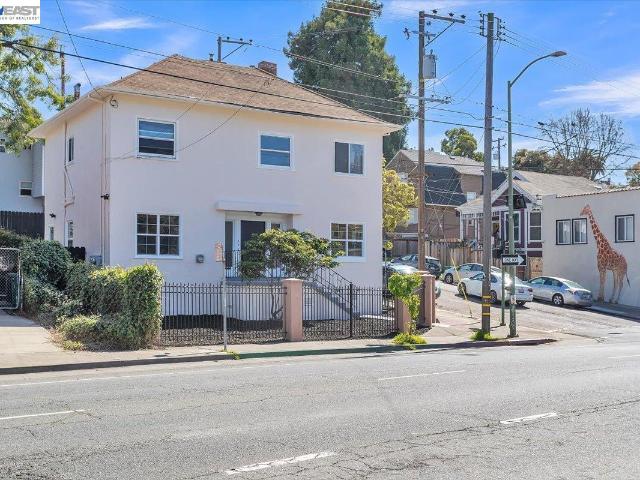 3300 Harrison St, Oakland, CA 94611 | MLS #41129