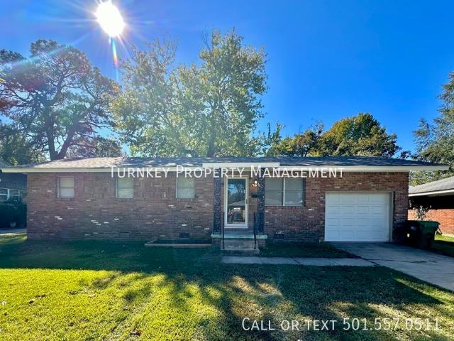 3300 Lilac Street
