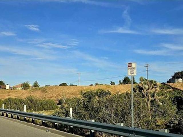 3300 Pearblossom Hwy, Palmdale, CA 93550