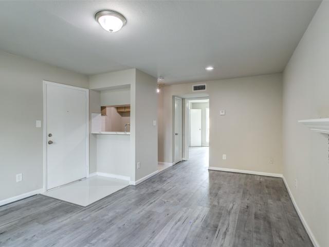 3300 Pebblebrook Drive 15