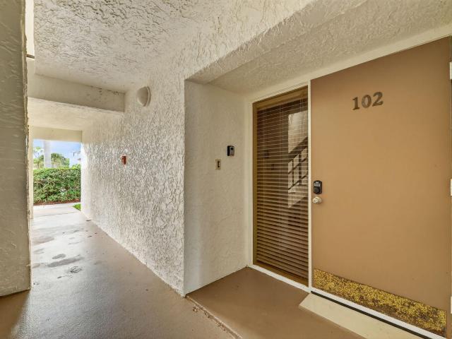 3300 Twin Lakes Ter, Unit 102, Fort Pierce, FL 34951 | MLS #R11149 | Compass