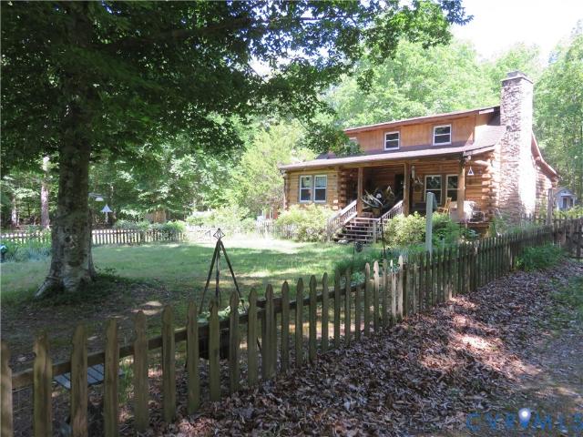 3300 Vaidens Court