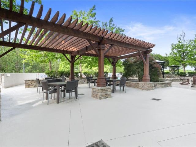 3300 Windy Ridge Pkwy SE, Unit 502, Atlanta, GA 30339 | MLS #7754