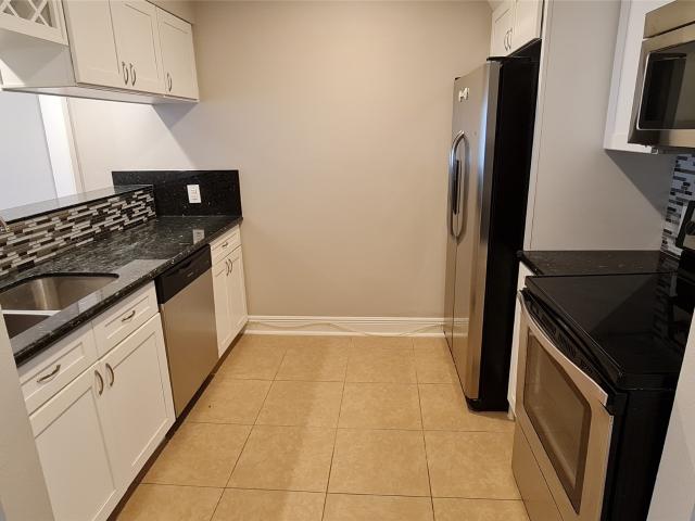 3300 Yorktown St, Unit 19, Houston, TX 77056 | MLS #40003 | Compass