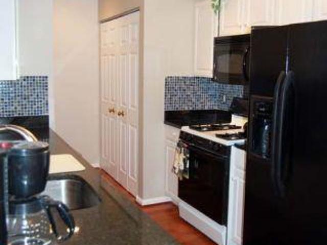 $3300 / 3br Fully Furnished Condo Including All Utilities Annapolis