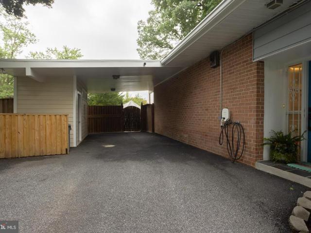 3301 Midfield Road