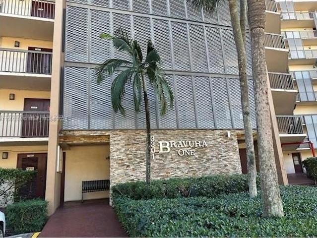 3301 N Country Club Dr #704, Aventura, FL 33180