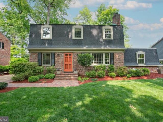 3301 N Nottingham St, Arlington, VA 22207