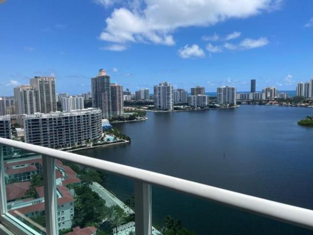 3301 NE 183rd St #2409, Aventura, FL 33160