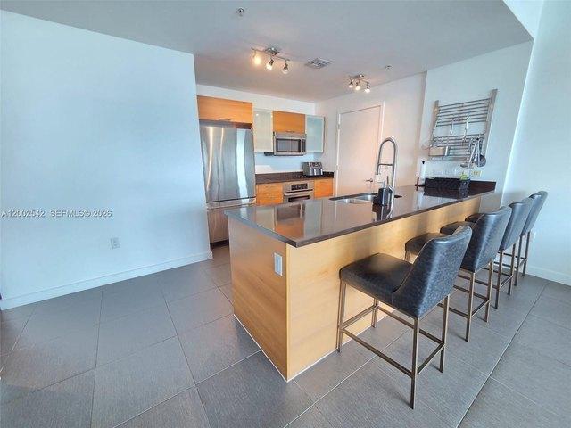 3301 NE 1st Ave Apt H2710, Miami, FL 33137