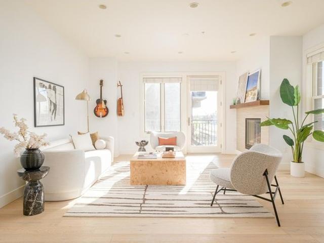 3301 Arapahoe Ave Unit 221, Boulder, CO 80303