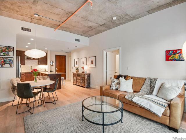 3301 Arapahoe Avenue # 220