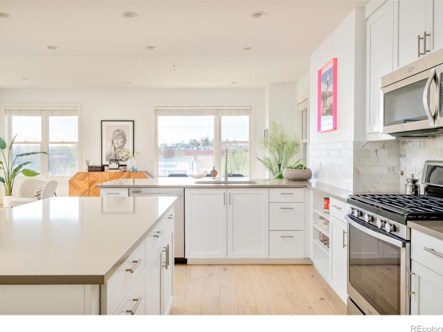 3301 Arapahoe Avenue # 221