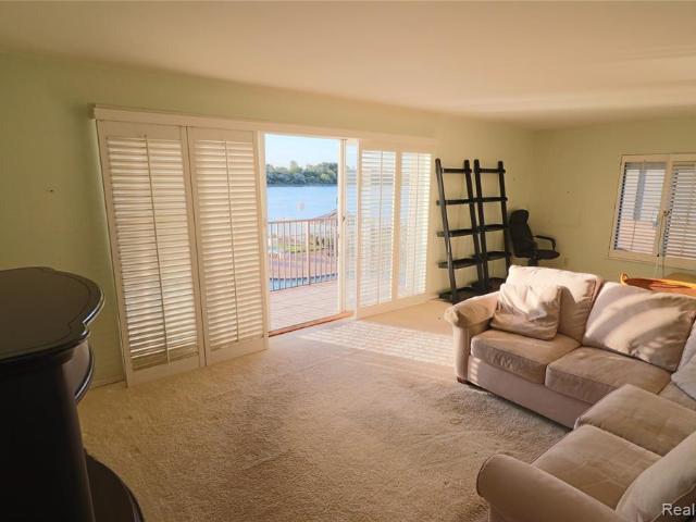 3301 Biddle Avenue # 2B