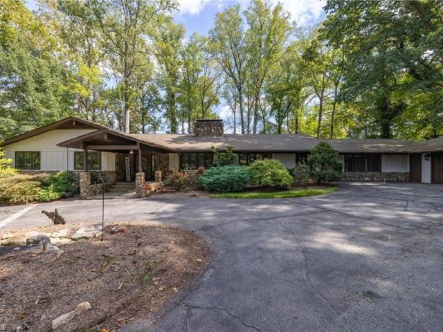 3301 Forsyth Drive
