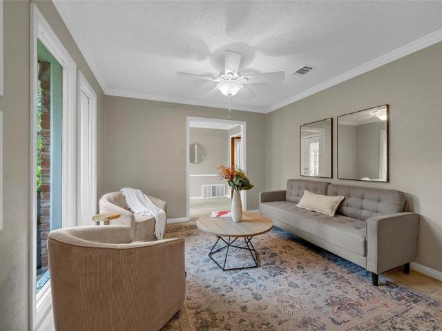 3301 Loma Vista Drive